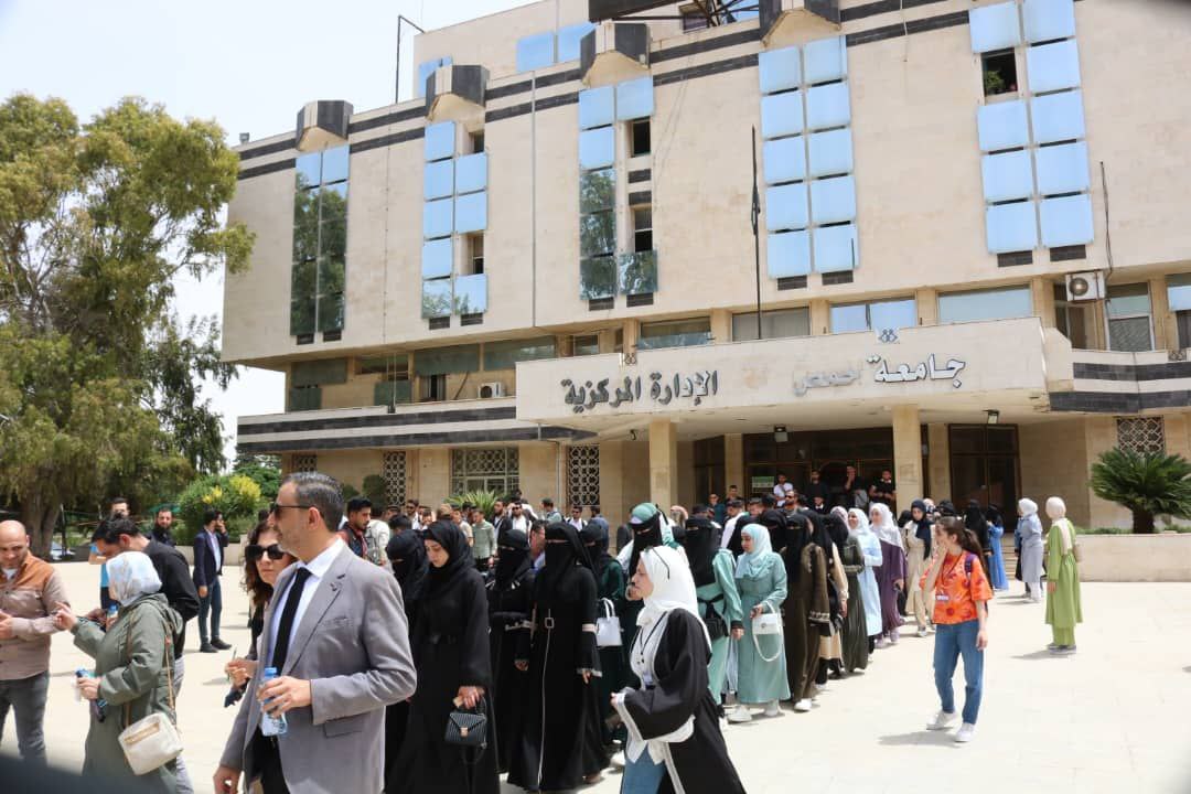 Students of the Faculty of Health Sciences at Al-Sham University visit ...