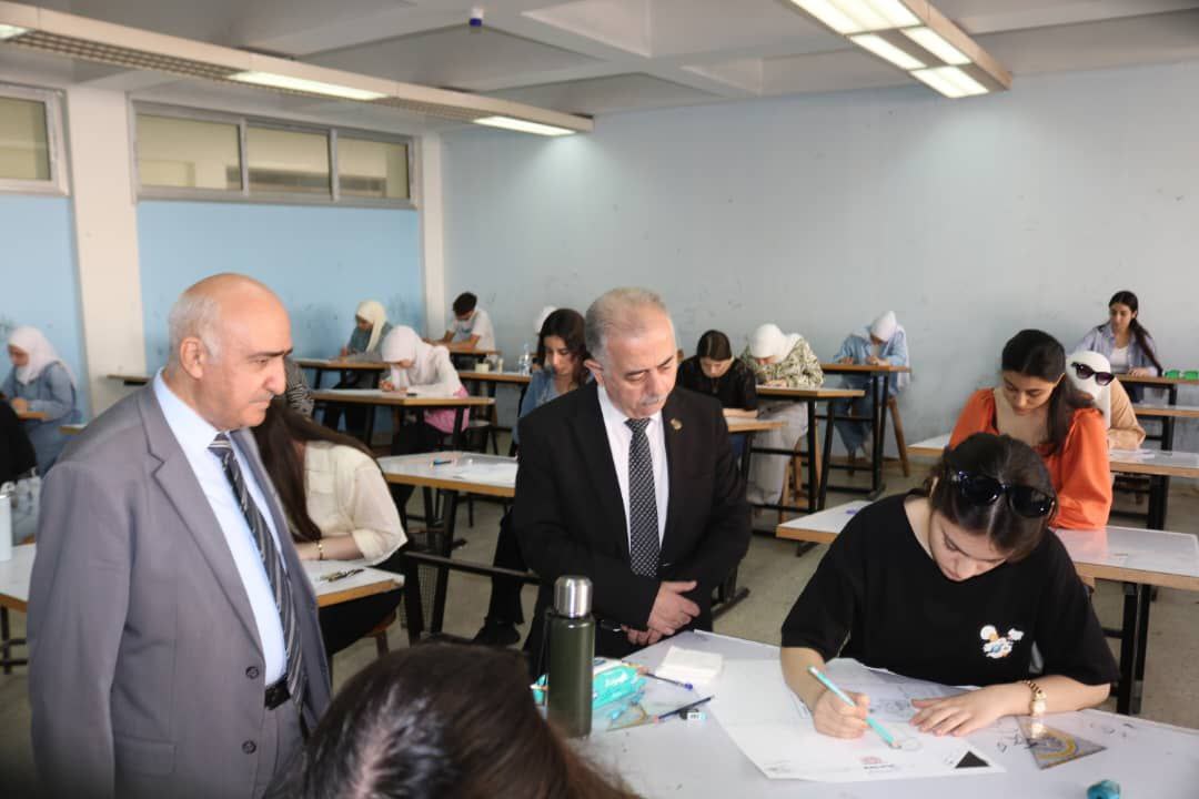 834 students take the entrace exam for the Faculty of Architecture at ...
